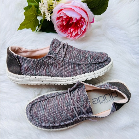 Hey Dude | Shoes | Hey Dude Wendy Sox Antique Rose Shoes | Poshmark